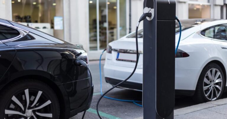 Driving Alternative Energy Vehicles in the United States: A Short Guide ...